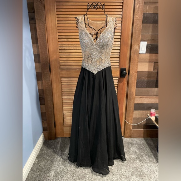 Dresses | Black And Glitter Prom Dress Worn Once Some Loose Beading ...